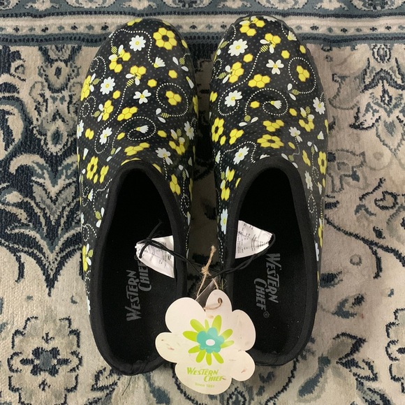 Western Chief | Shoes | Western Chief Womens Bees Garden Clog | Poshmark